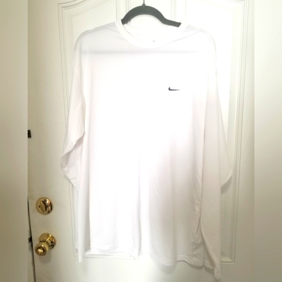 Nike | Shirts | Nike Mens Dri Fit White Long Sleeve Lblemished | Poshmark